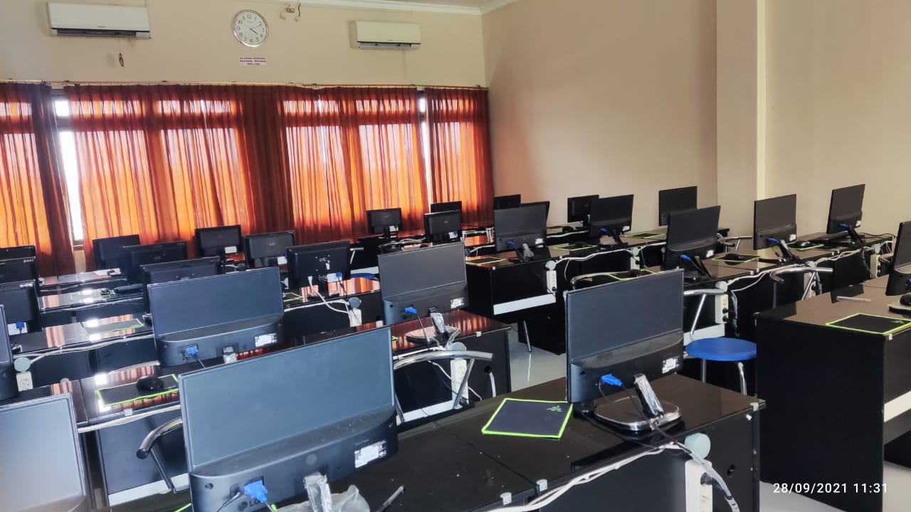 Ruang Kelas dan Laboratorium - Fakultas Keguruan dan Ilmu Pendidikan